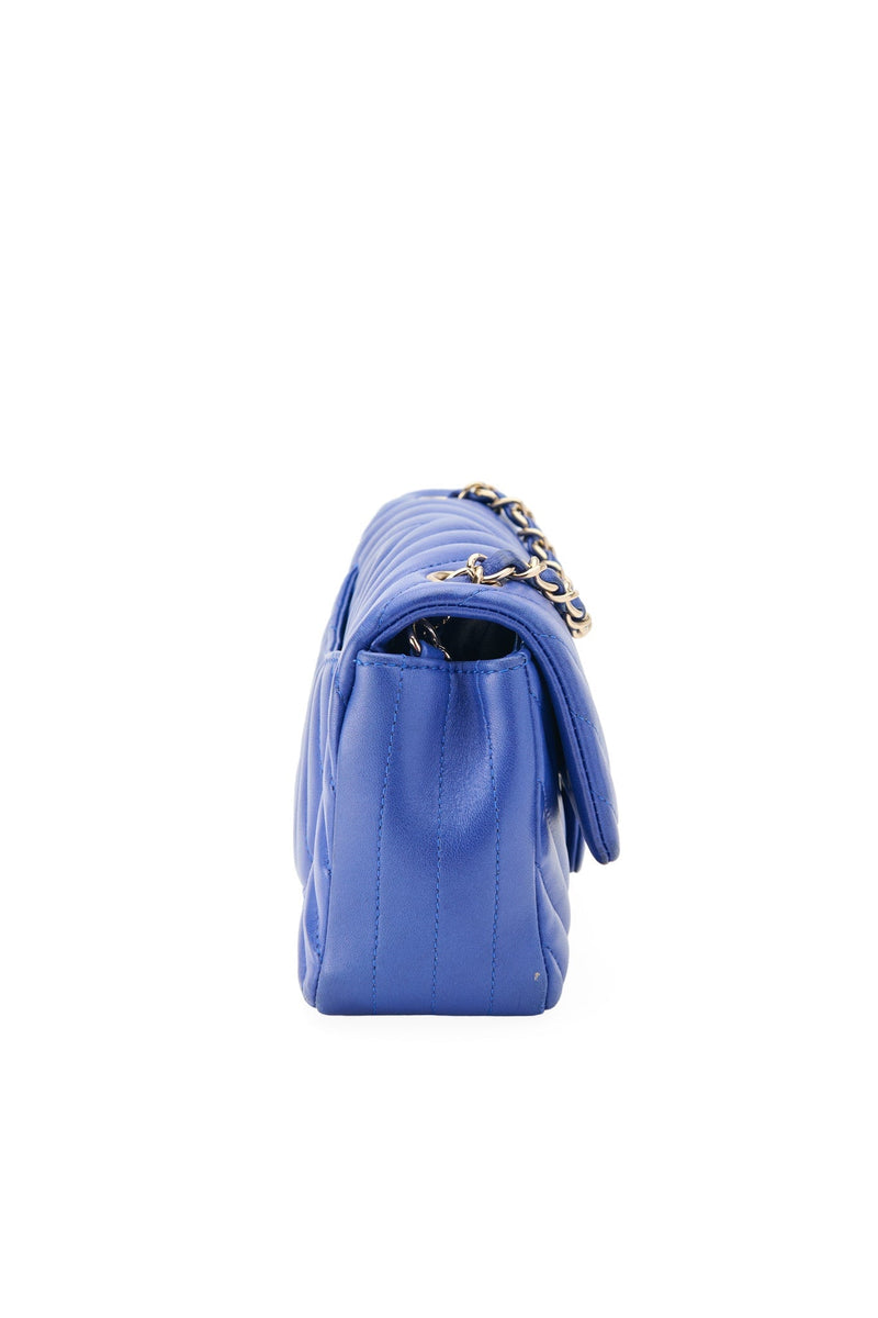 Pre-loved Chanel Chevron Mini Rectangular Flap – Audrey's of Naples